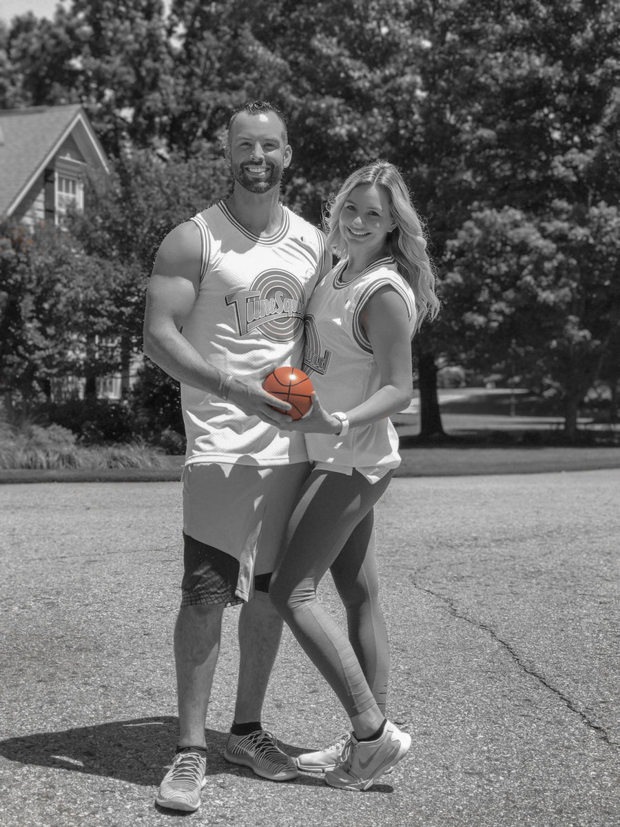 Basketball Gender Reveal – POOF THERE IT IS!