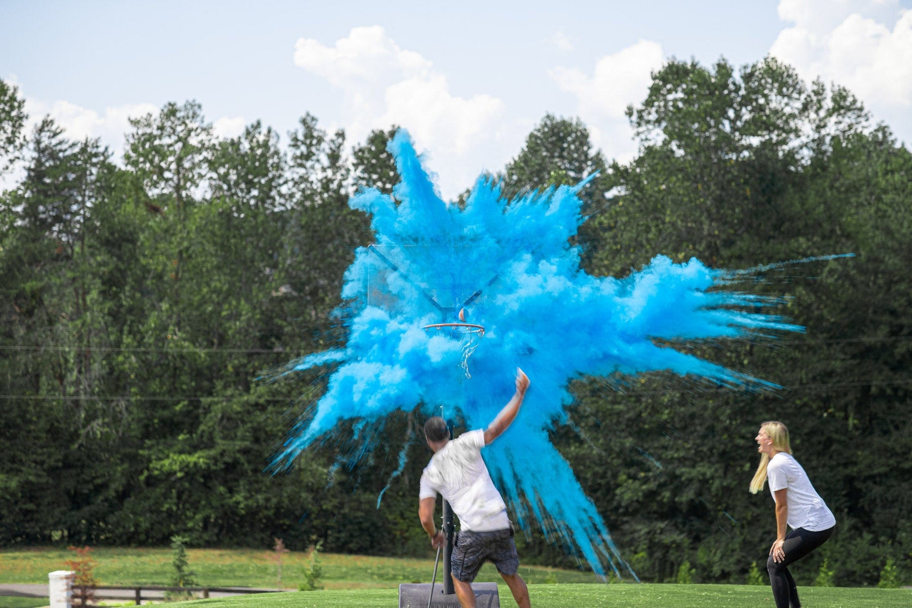 Basketball Gender Reveal – POOF THERE IT IS!